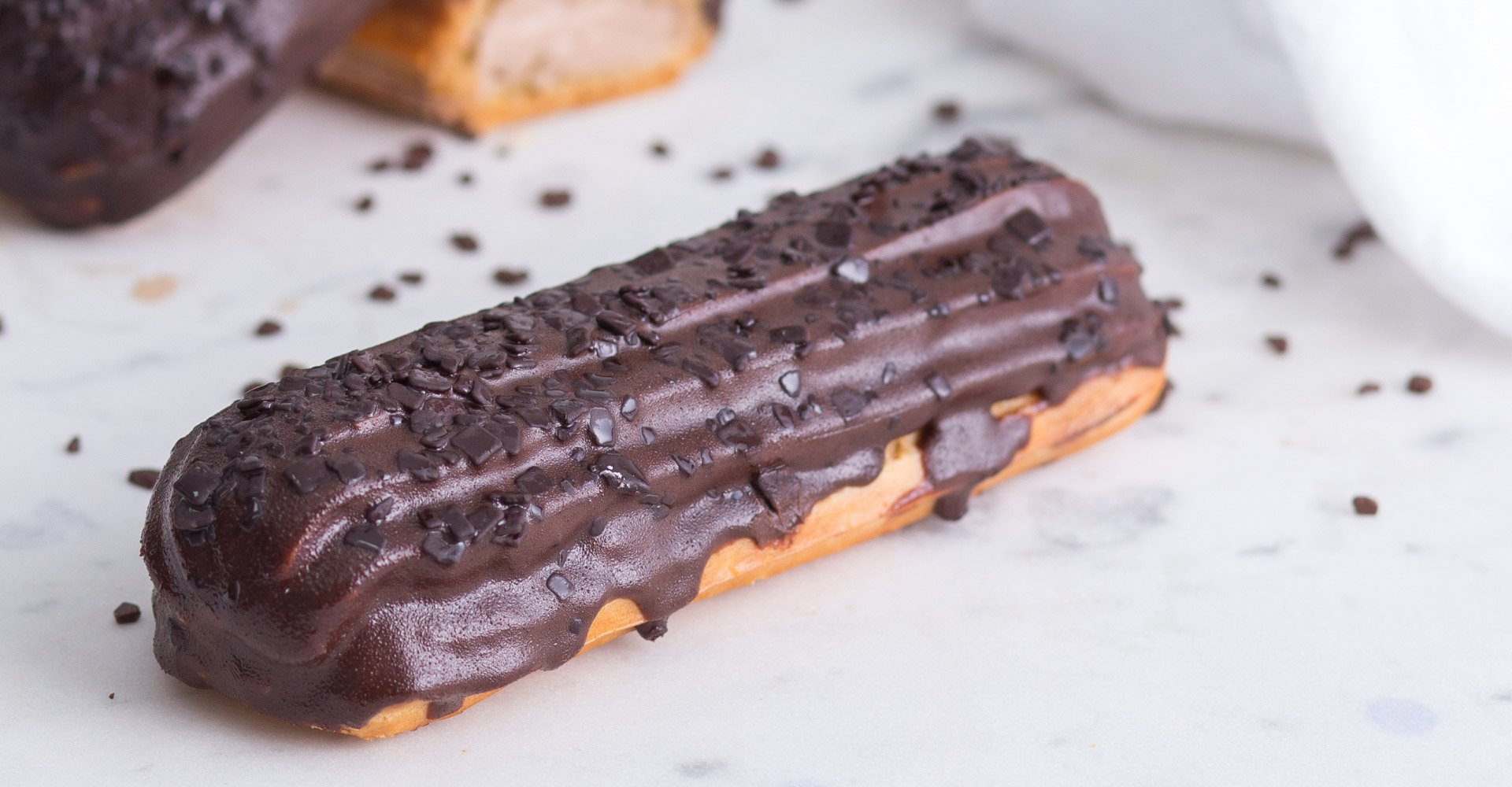 Ecler cu Ciocolată | Dulcinella - Torturi La Comandă, Ciocolată, Candy Bar