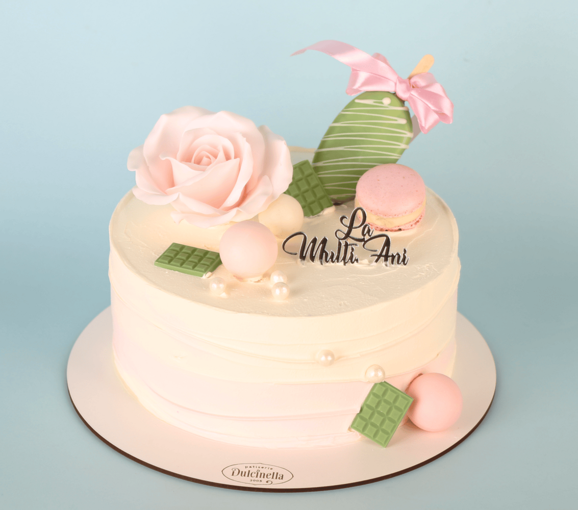Tort cu macarons | Dulcinella - Torturi La Comandă, Ciocolată, Candy Bar